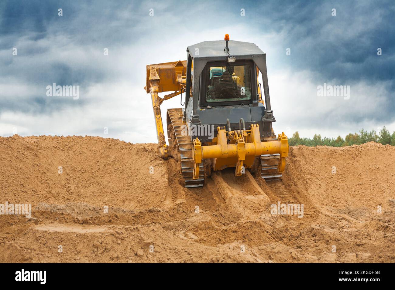 Dozer scraper hi-res stock photography and images - Alamy