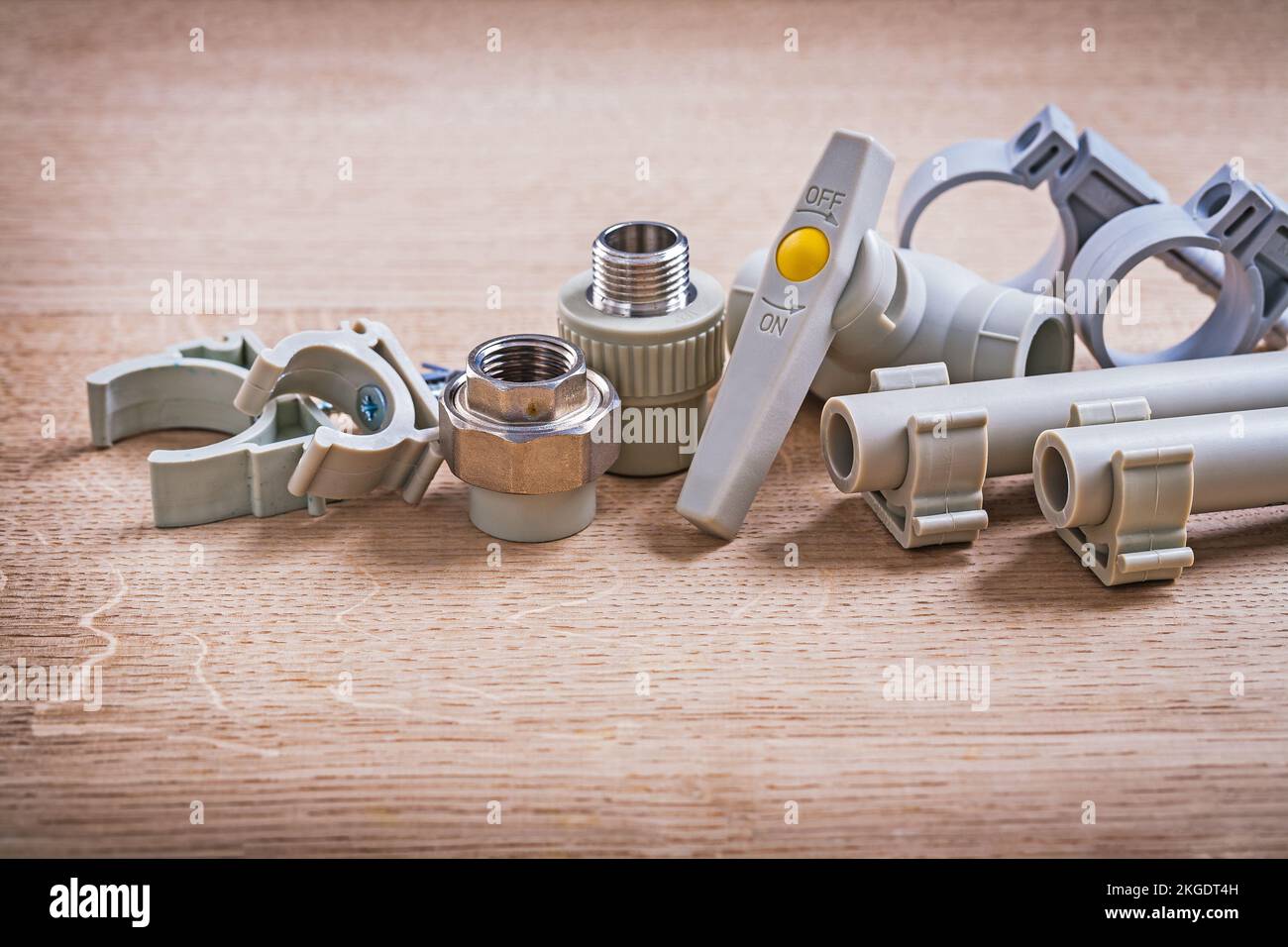 Connectors Water Valve Polypropylene Fixators And Pipe With Clips On ...