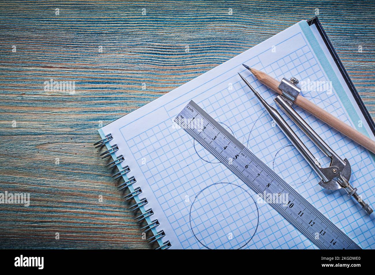 Vintage wooden ruler hi-res stock photography and images - Alamy