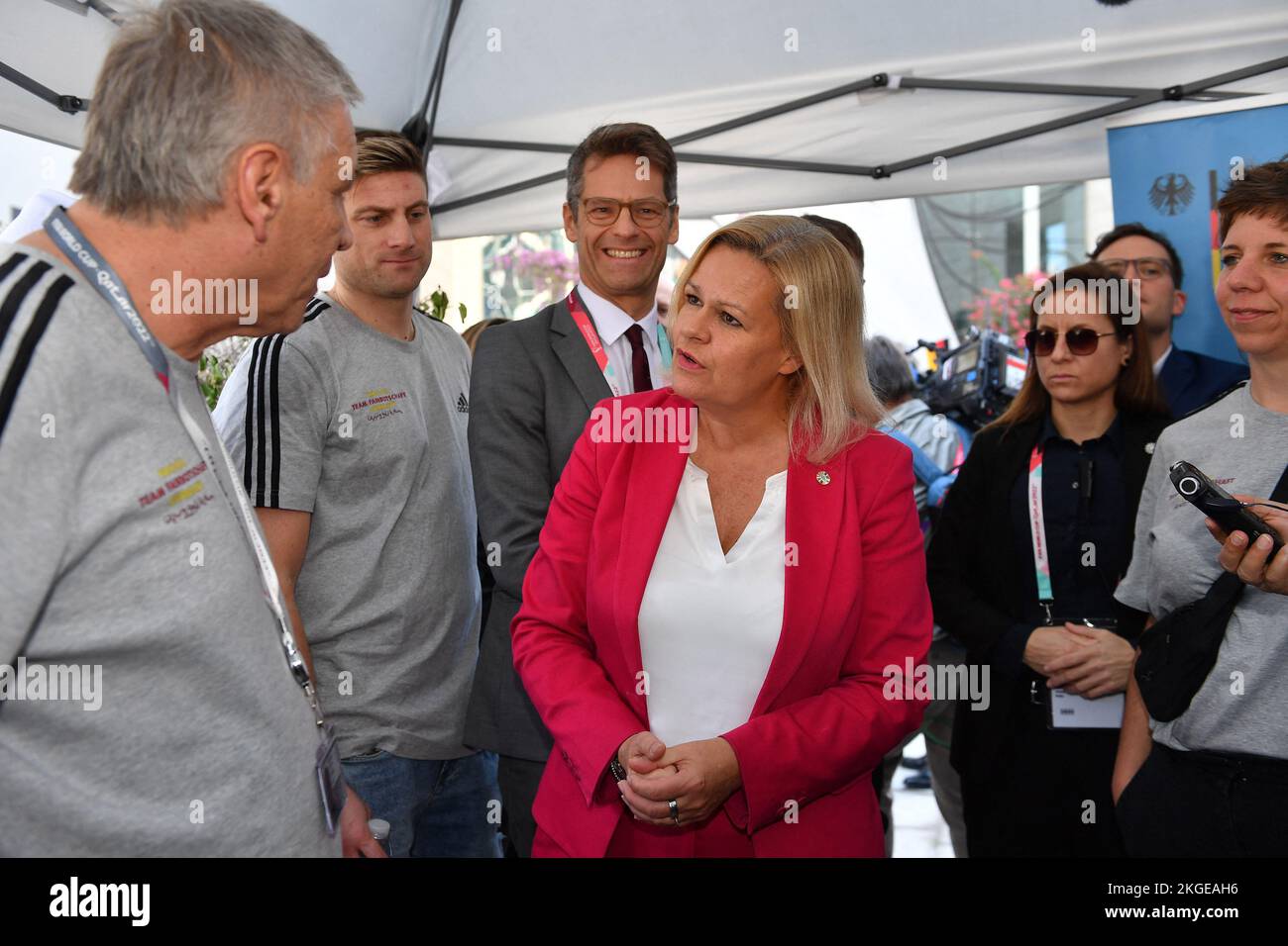 The gate mall doha hi-res stock photography and images - Alamy