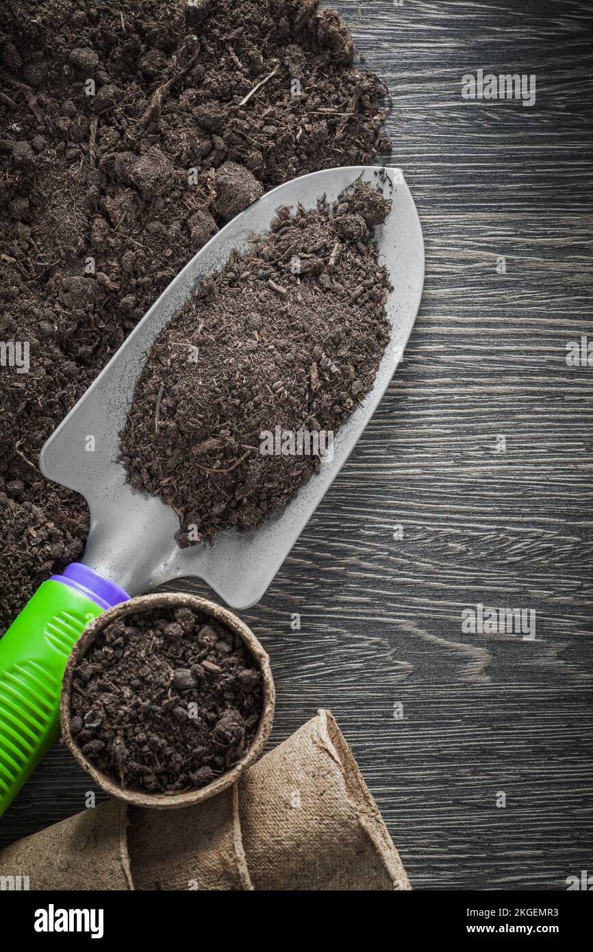Peat cutting tool hi-res stock photography and images - Alamy