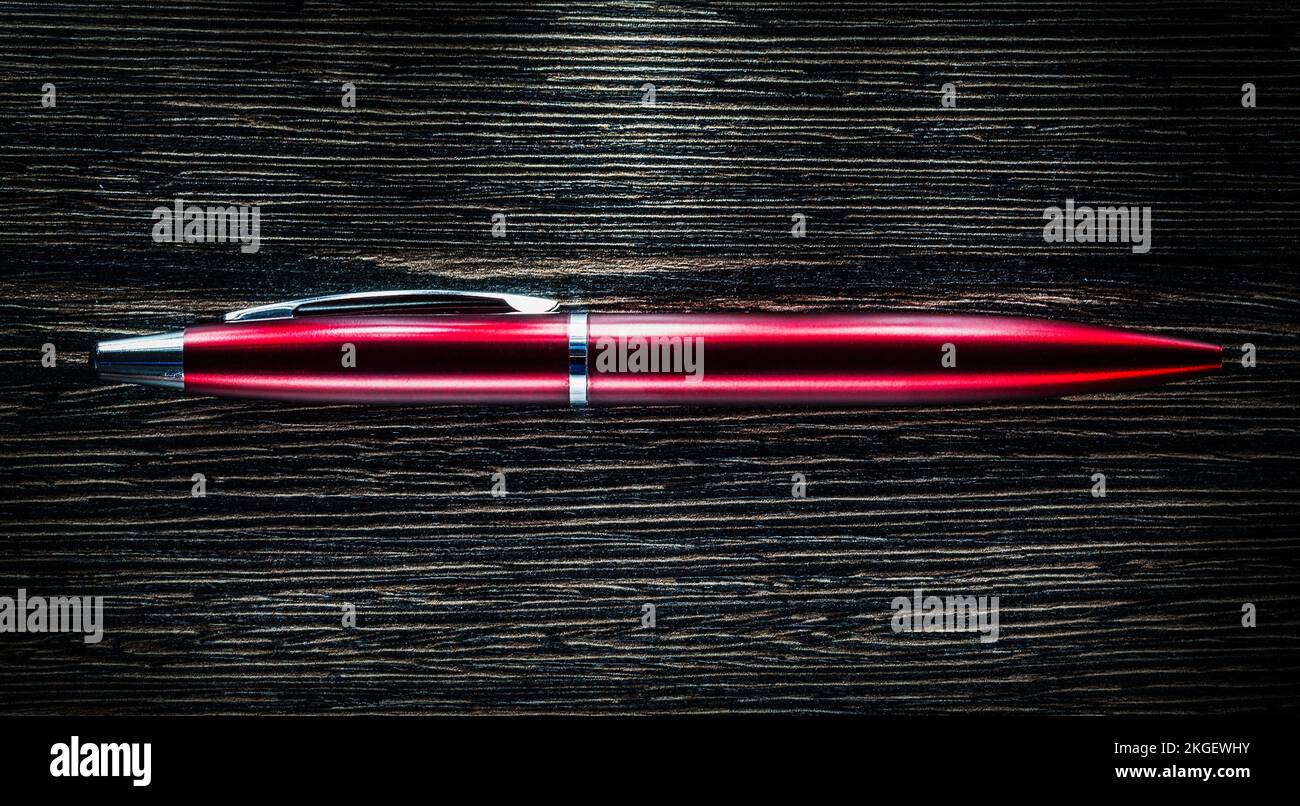 Red ballpoint pen hi-res stock photography and images - Alamy
