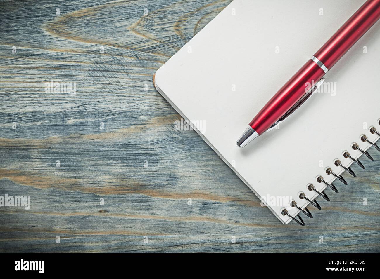 Green biro pen hi-res stock photography and images - Alamy