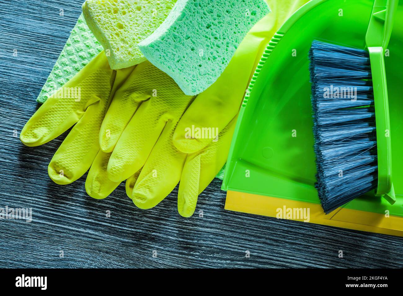 Dishwashing tools hi-res stock photography and images - Alamy