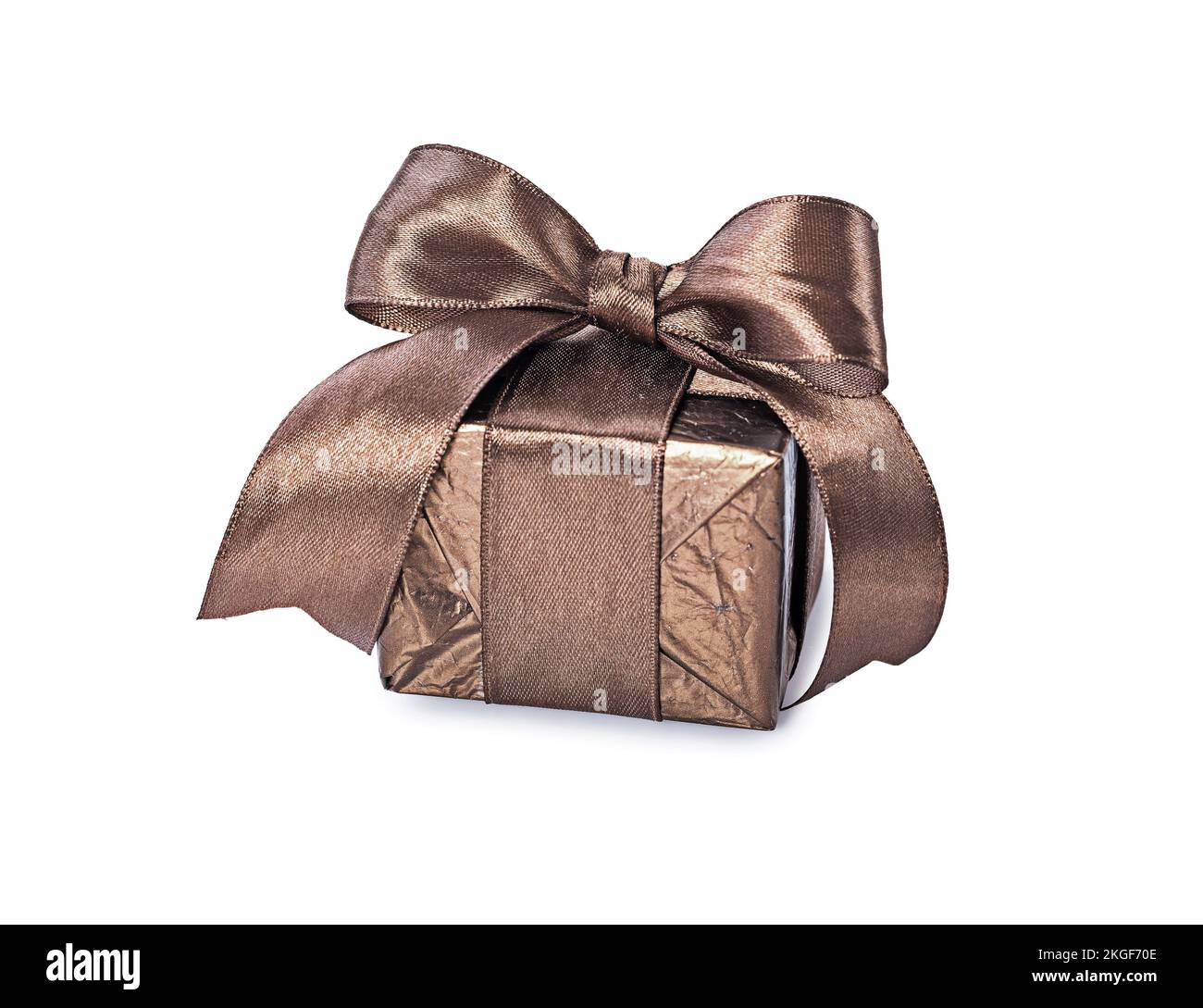 small brown gift box isolated on white Stock Photo - Alamy