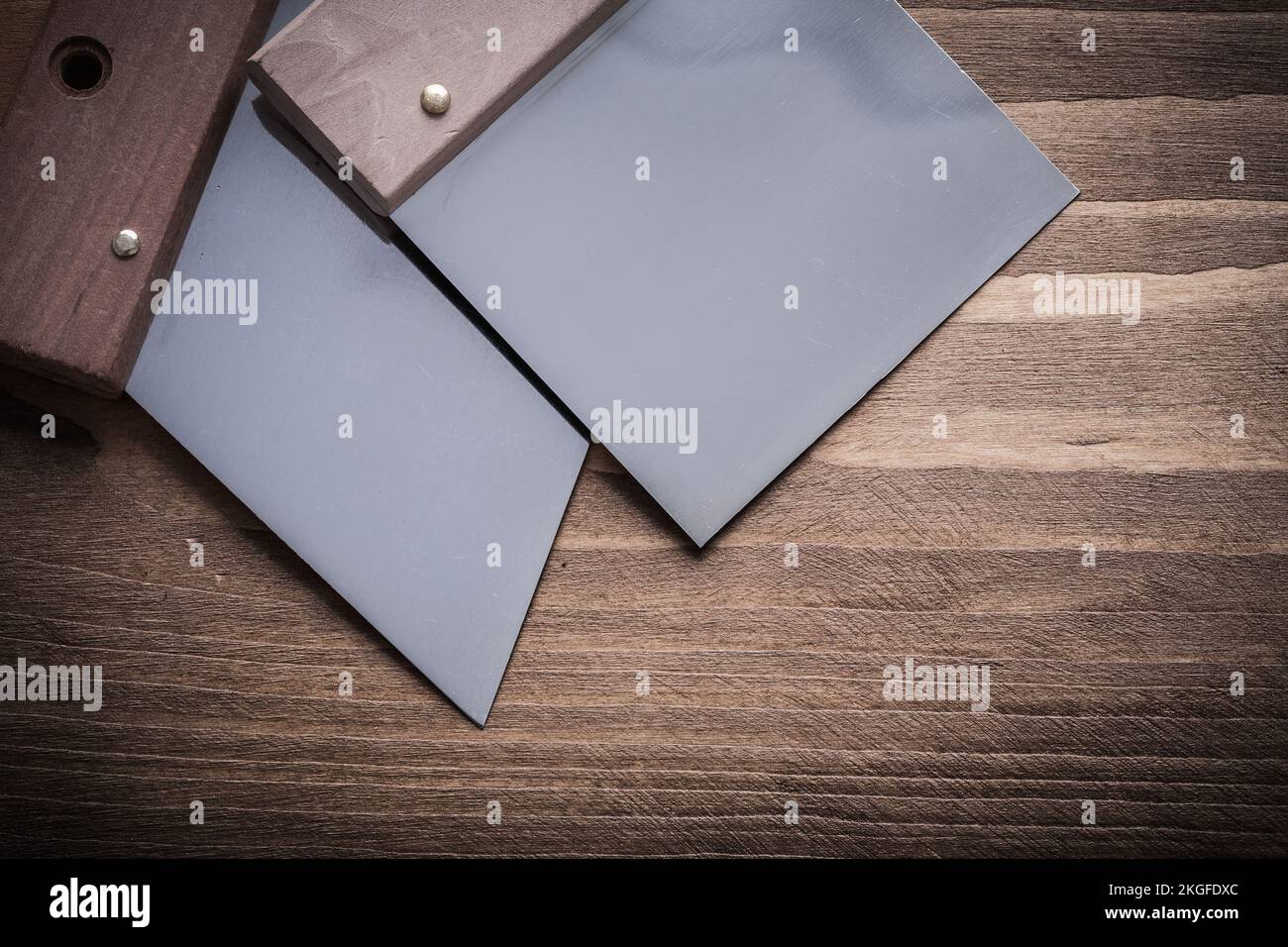 Putty knife two paint hi-res stock photography and images - Alamy
