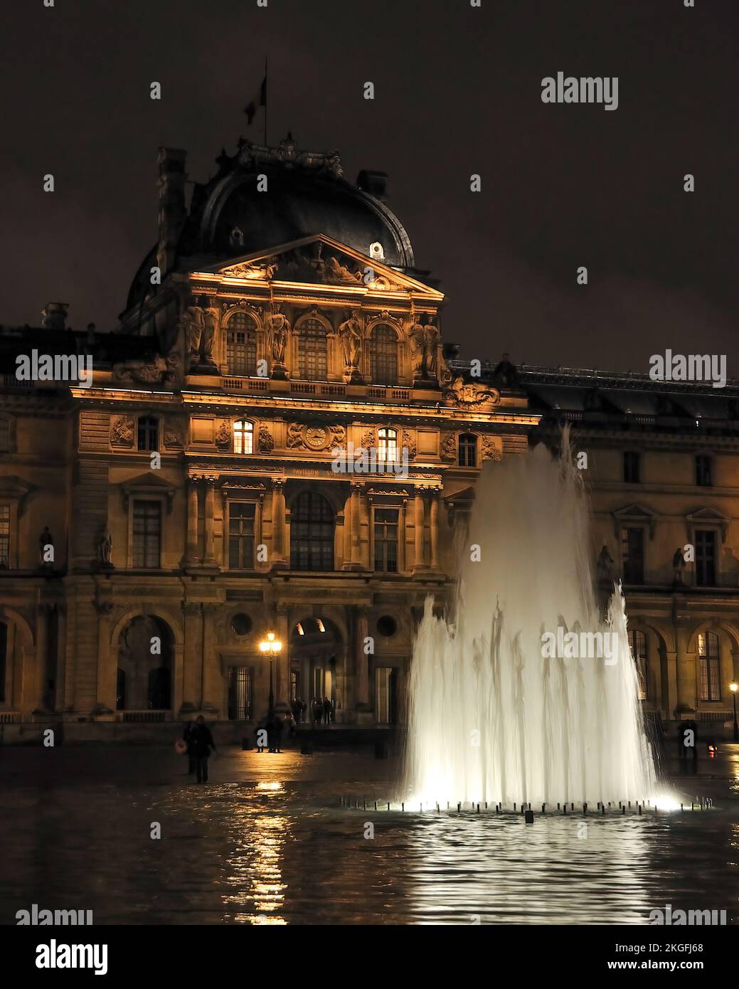 Nightscape paris hi-res stock photography and images - Alamy