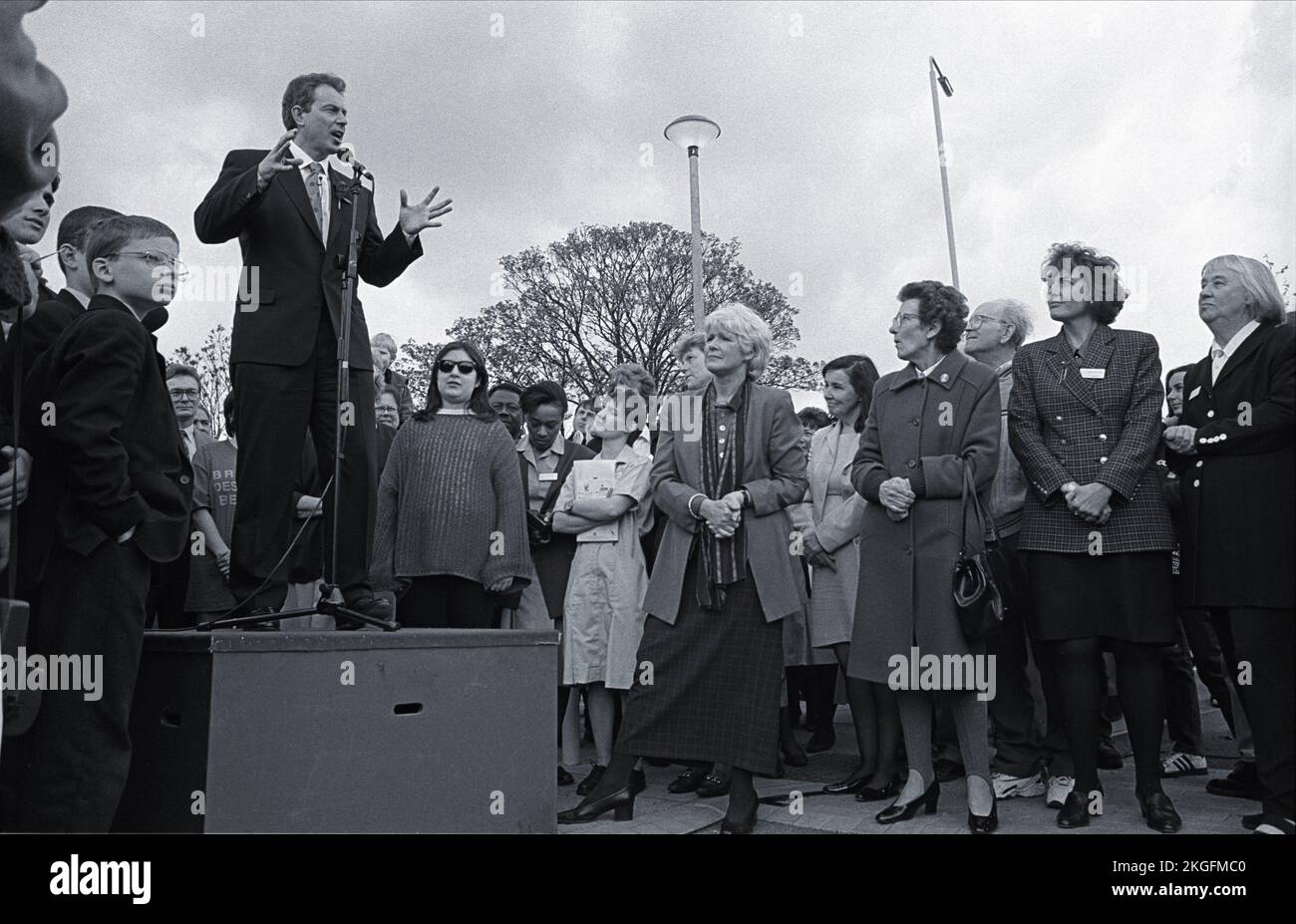 New labour blair 1997 campaign hi-res stock photography and images - Alamy