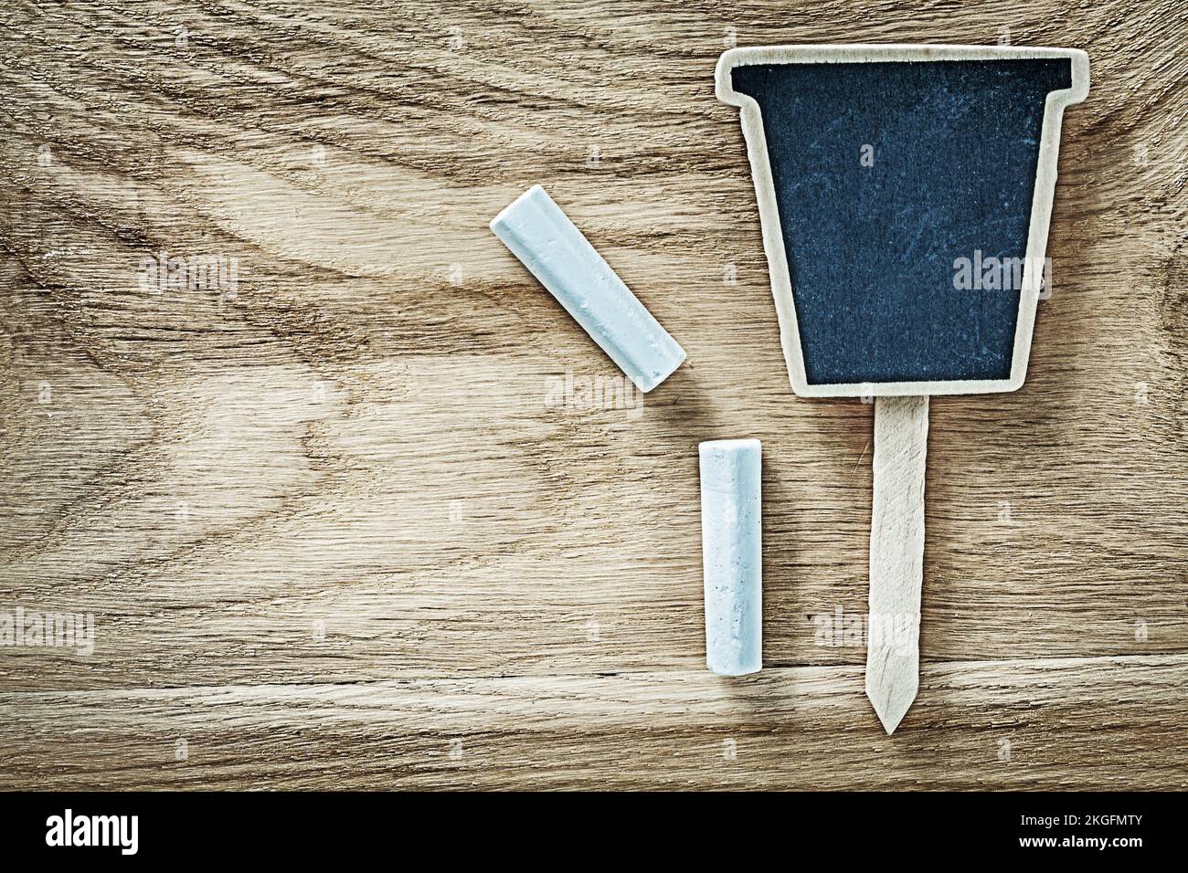 Chalkboard price sign tag hi-res stock photography and images - Alamy