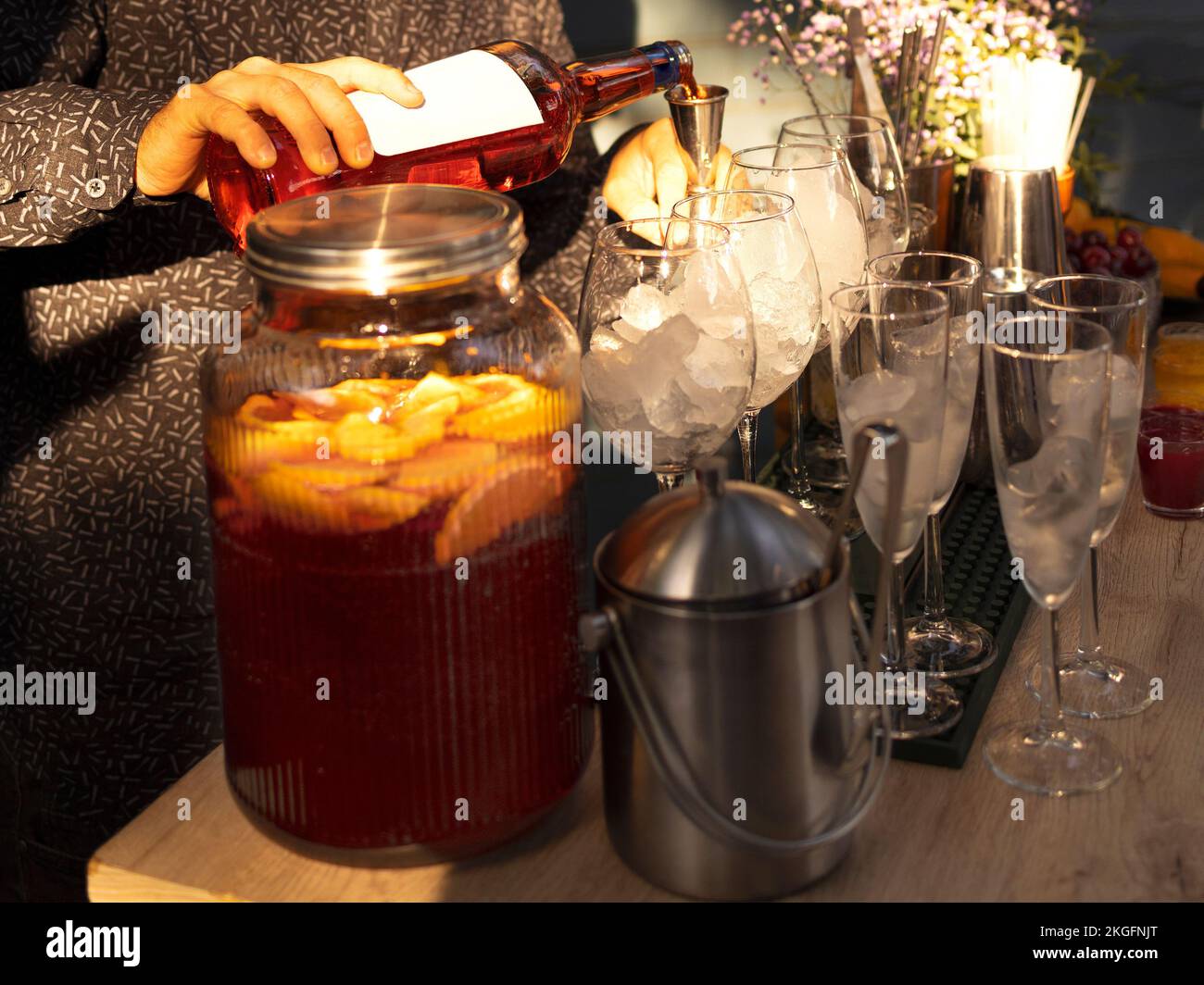 Aperol spritz vintage hi-res stock photography and images - Alamy