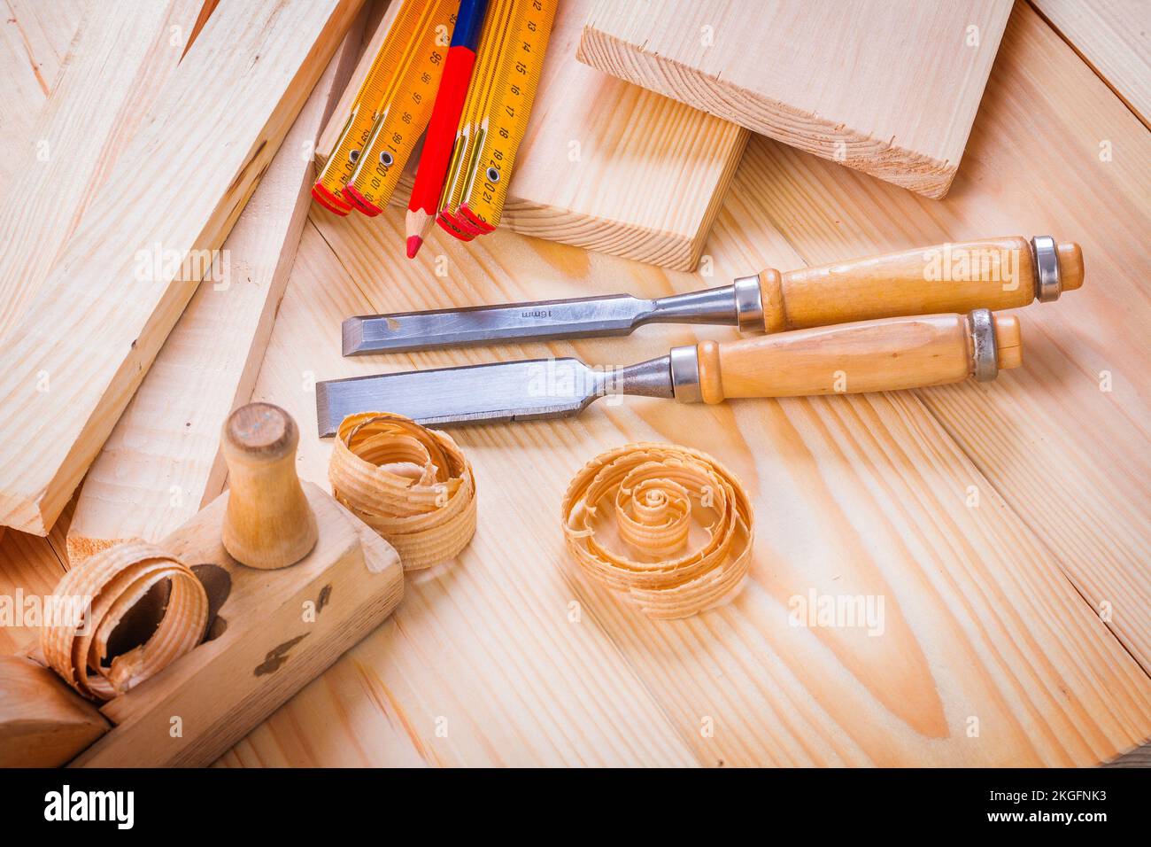 Shavings wooden chisels on hi-res stock photography and images - Alamy