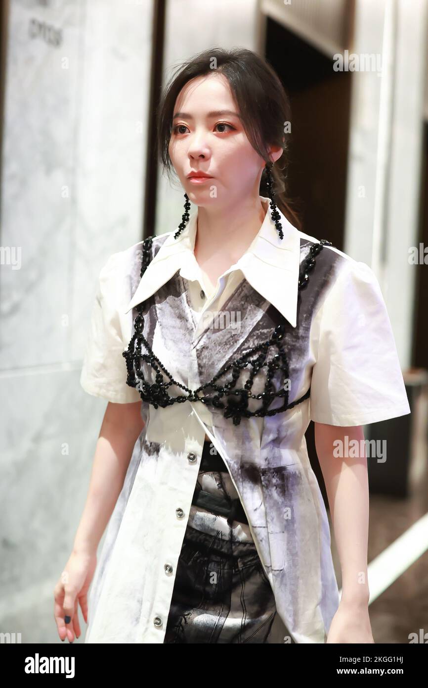 Chinese singer-songwriter Jane Zhang wore white ink-printed shirt and ...
