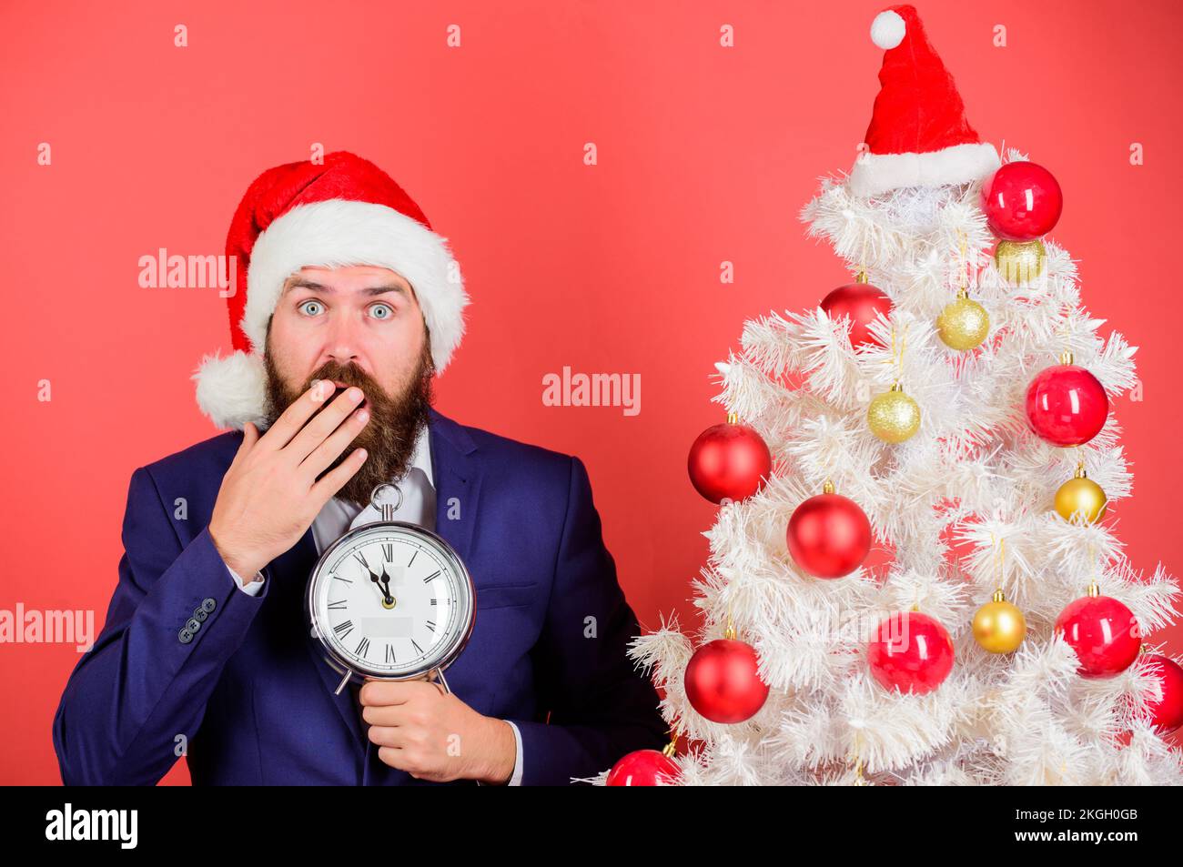 Counting time till christmas. How much time left. Keep track of time ...