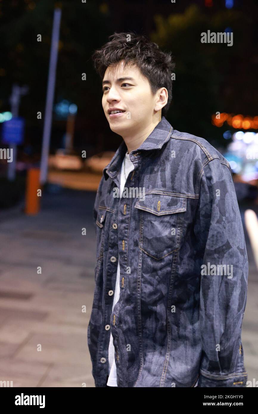 Taiwanese actor Darren Wang Talu came off work in Changsha City, south ...