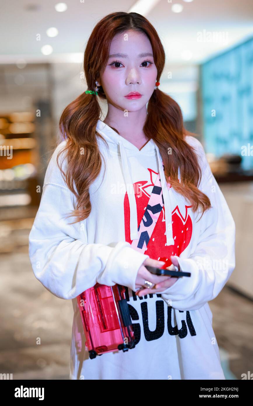 Chinese singer Zhang Zining came off work in Shanghai, China, 12 ...