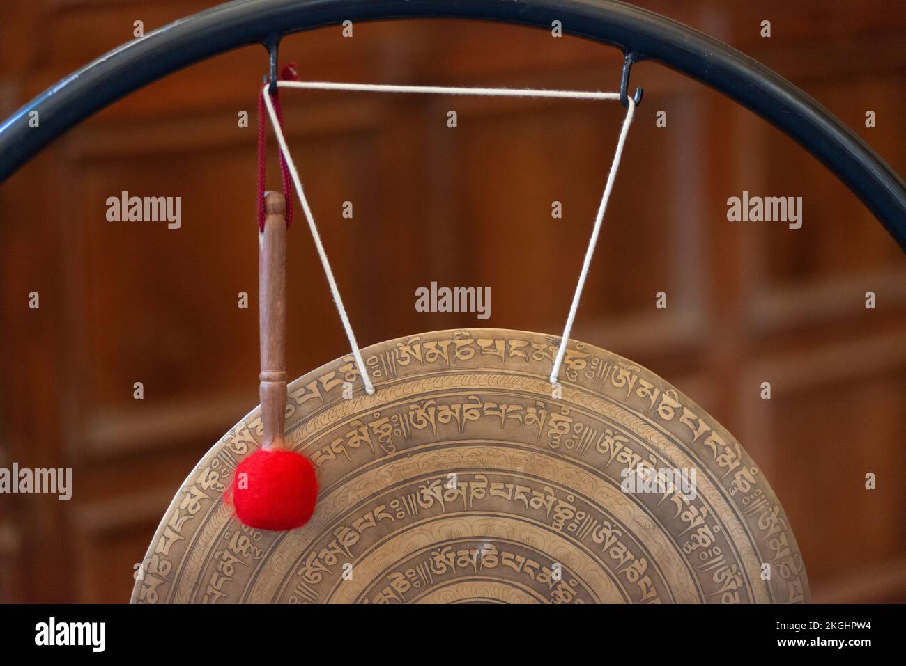 Suspended hammer hi-res stock photography and images - Alamy