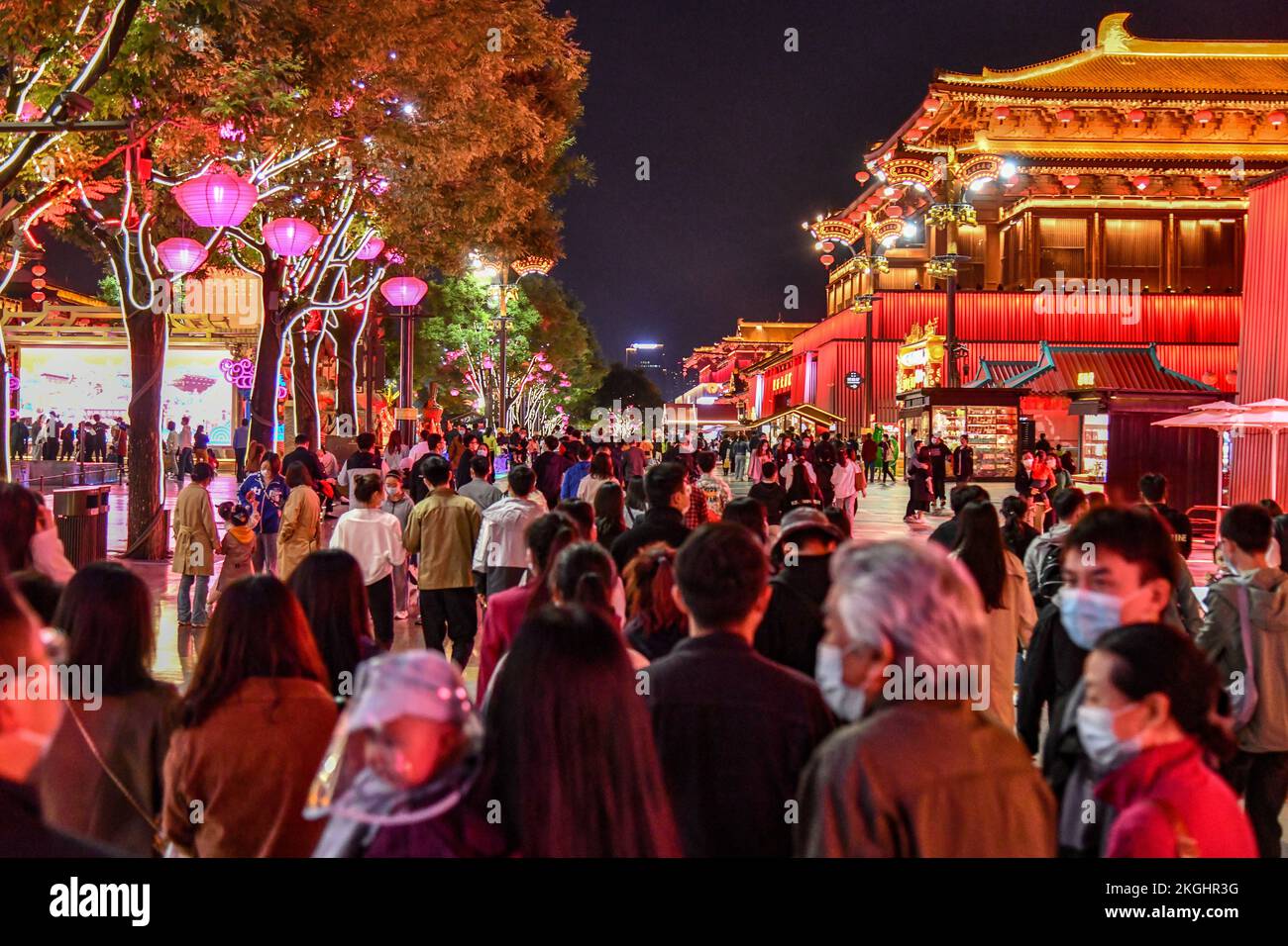 The Tang Dynasty Culture Show at the Great Tang All Day Mall in XI'an ...