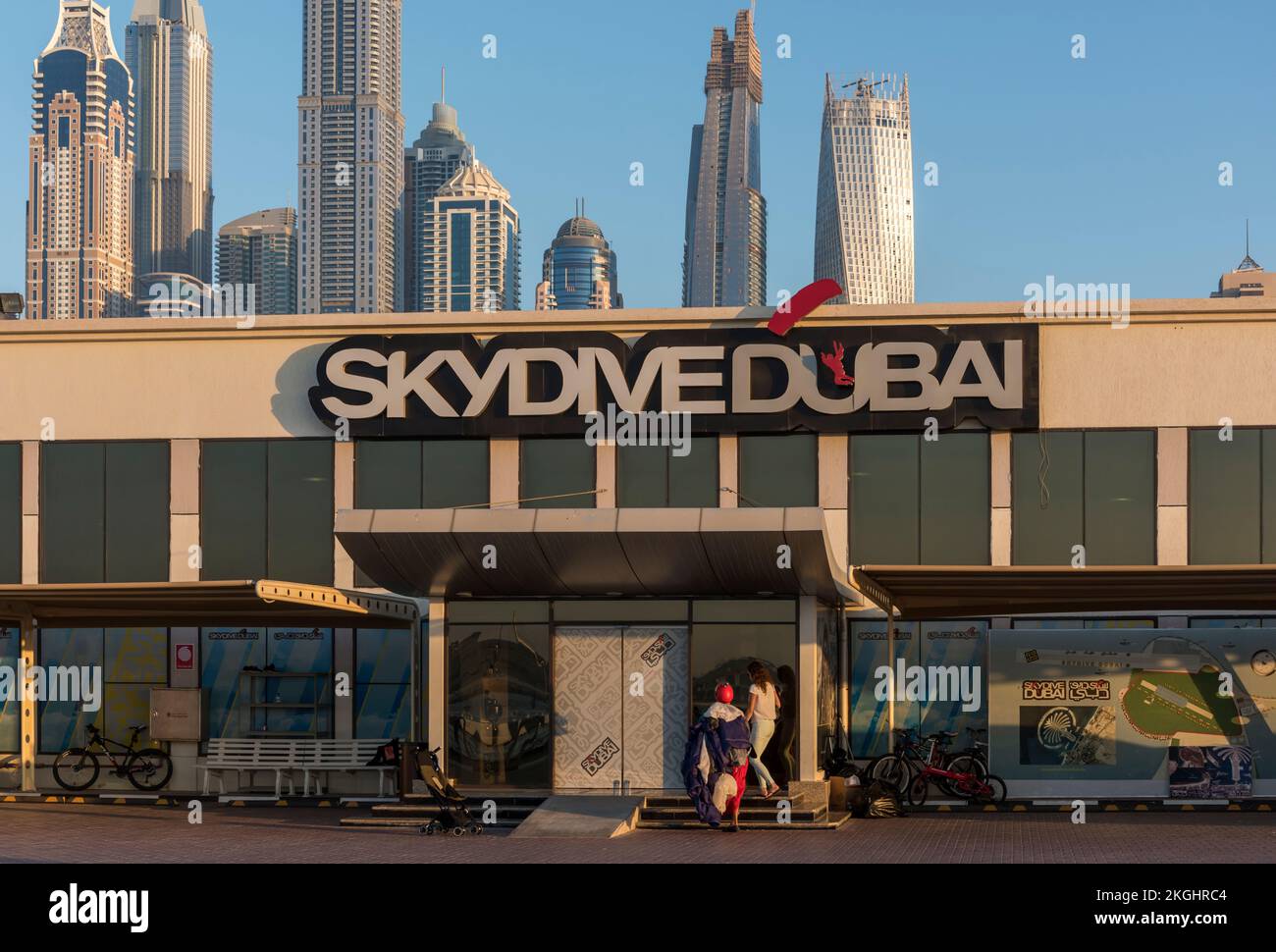 Skydivedubai hi-res stock photography and images - Alamy