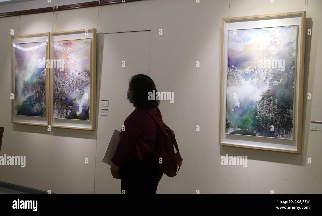 An ink and Silk Painting Exhibition was held at Binlong Art Museum in ...