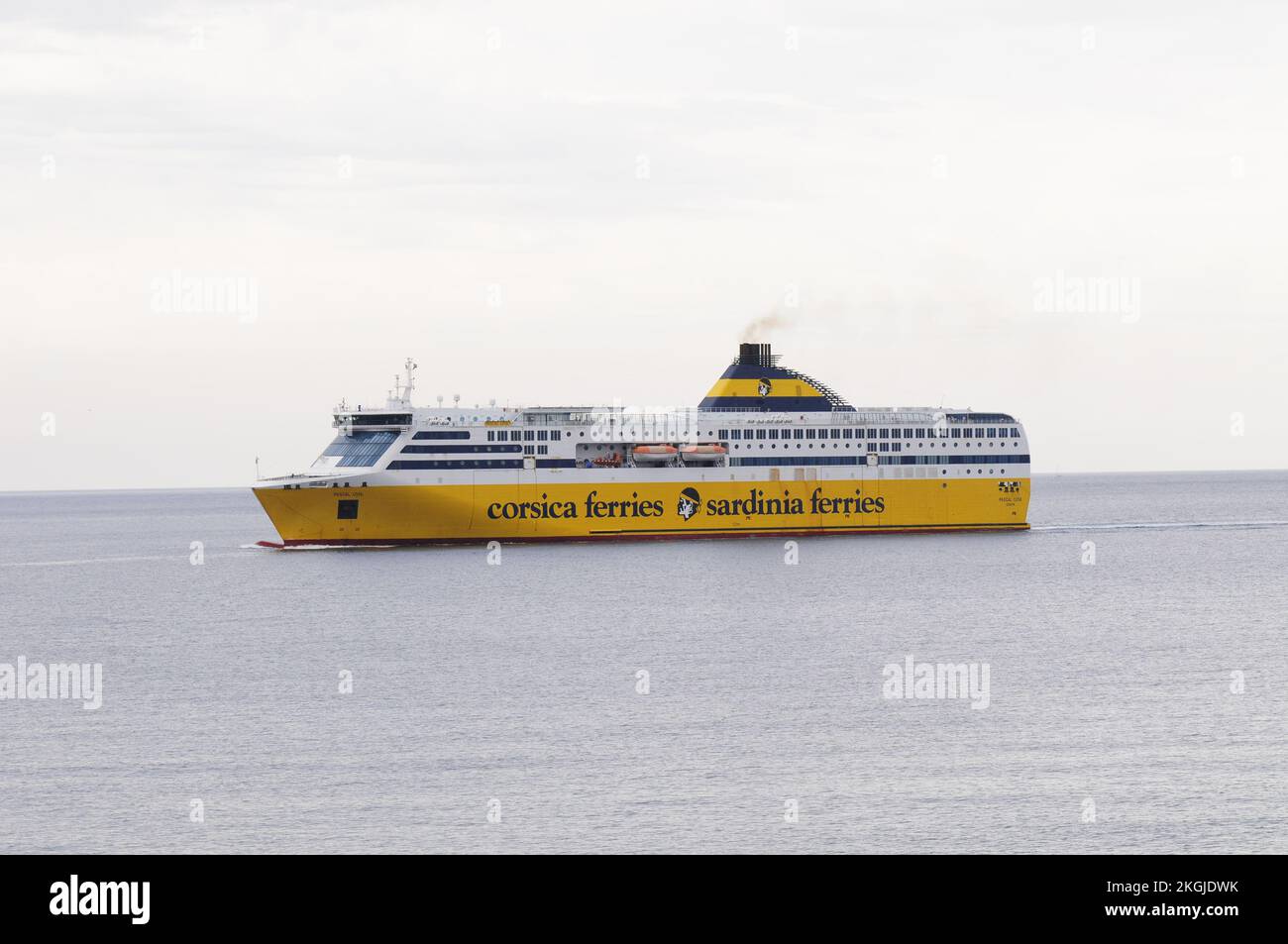 National ferries company ferry hi-res stock photography and images - Alamy