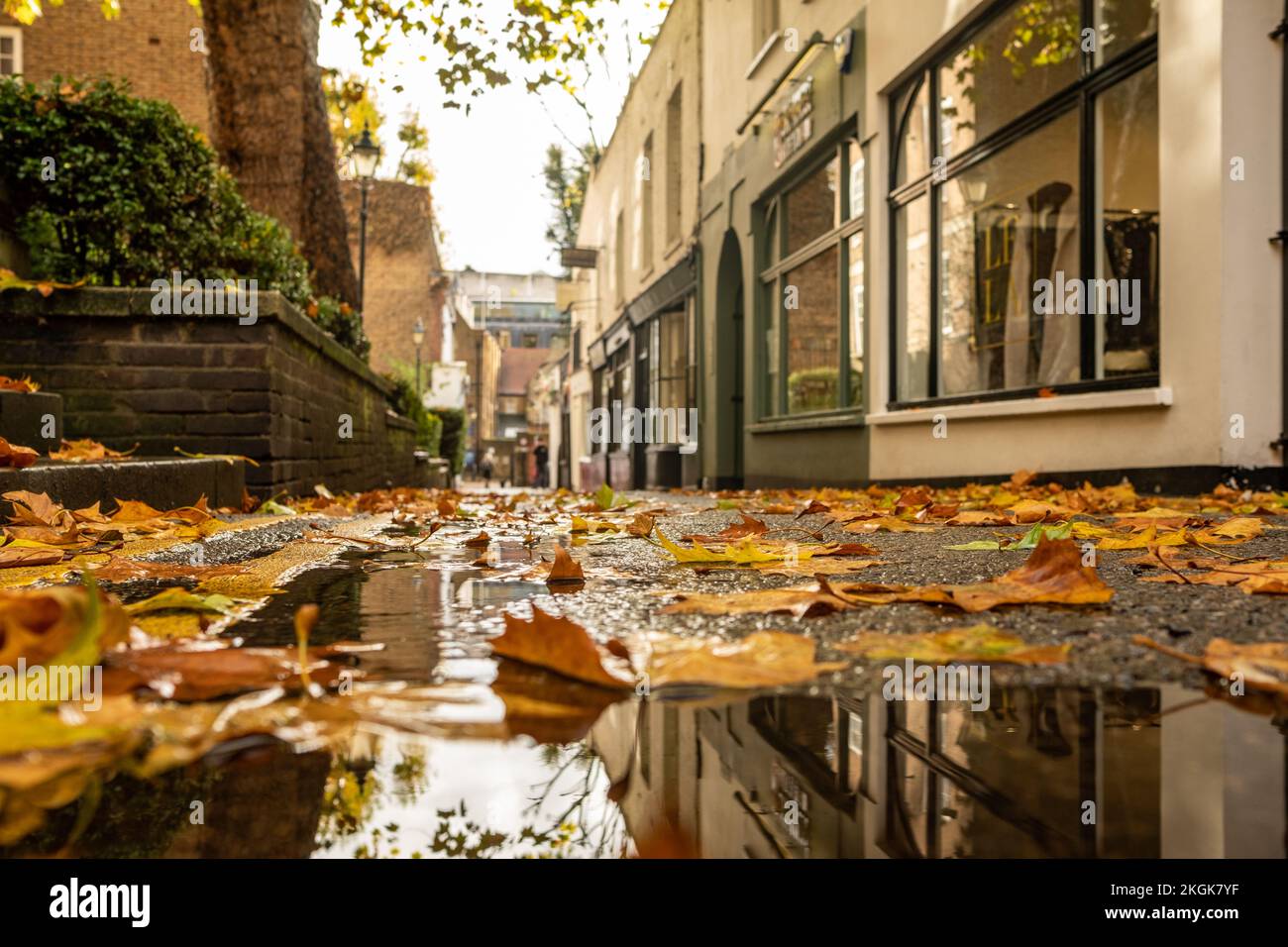 London- November 2022: Kensington Church Walk, a street of independent ...