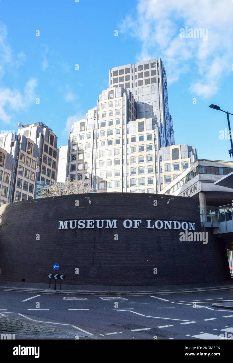 London, UK. 23rd November 2022. Museum of London sign and adjacent ...