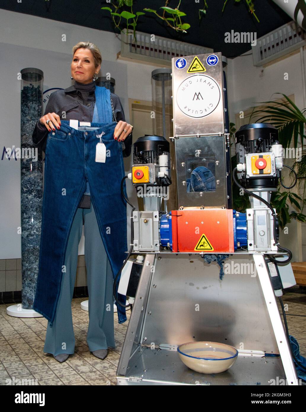 Queen Maxima of the Netherlands during a working visit to MUD Jeans in ...