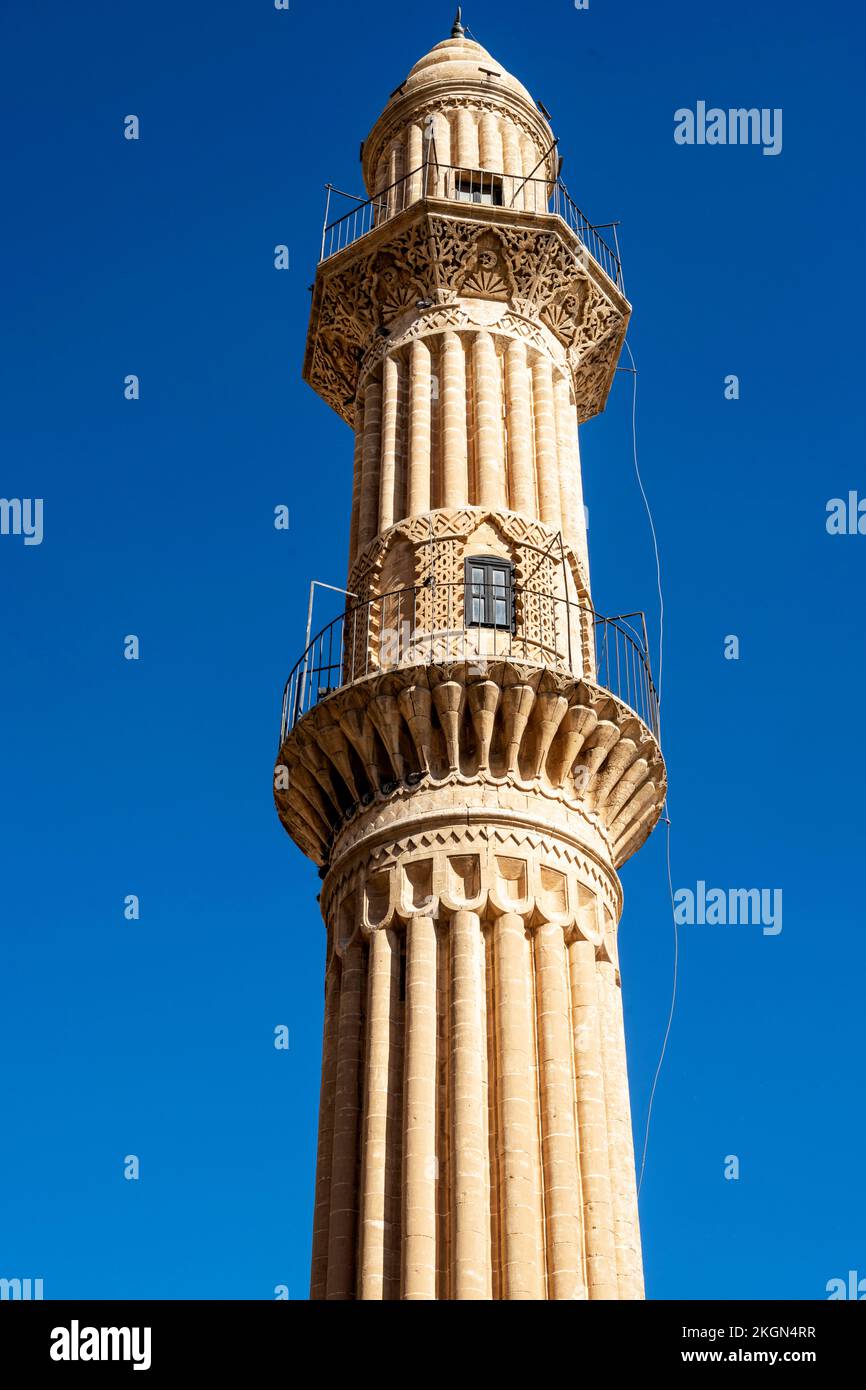 Türkei, Mardin, Minarett der Şehidiye Moschee Stock Photo - Alamy
