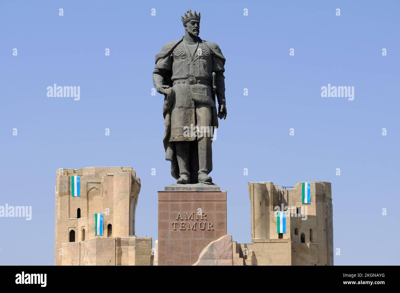 Shakhrisabz Uzbekistan - statue of Amir Temur in ront of the ruins of ...