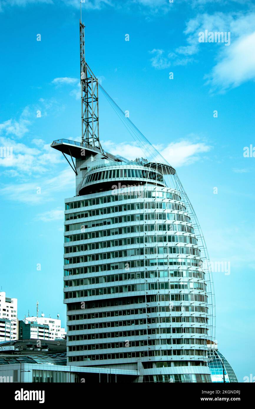 A vertical shot of the historic hotel of Bremerhaven in Germany on a ...