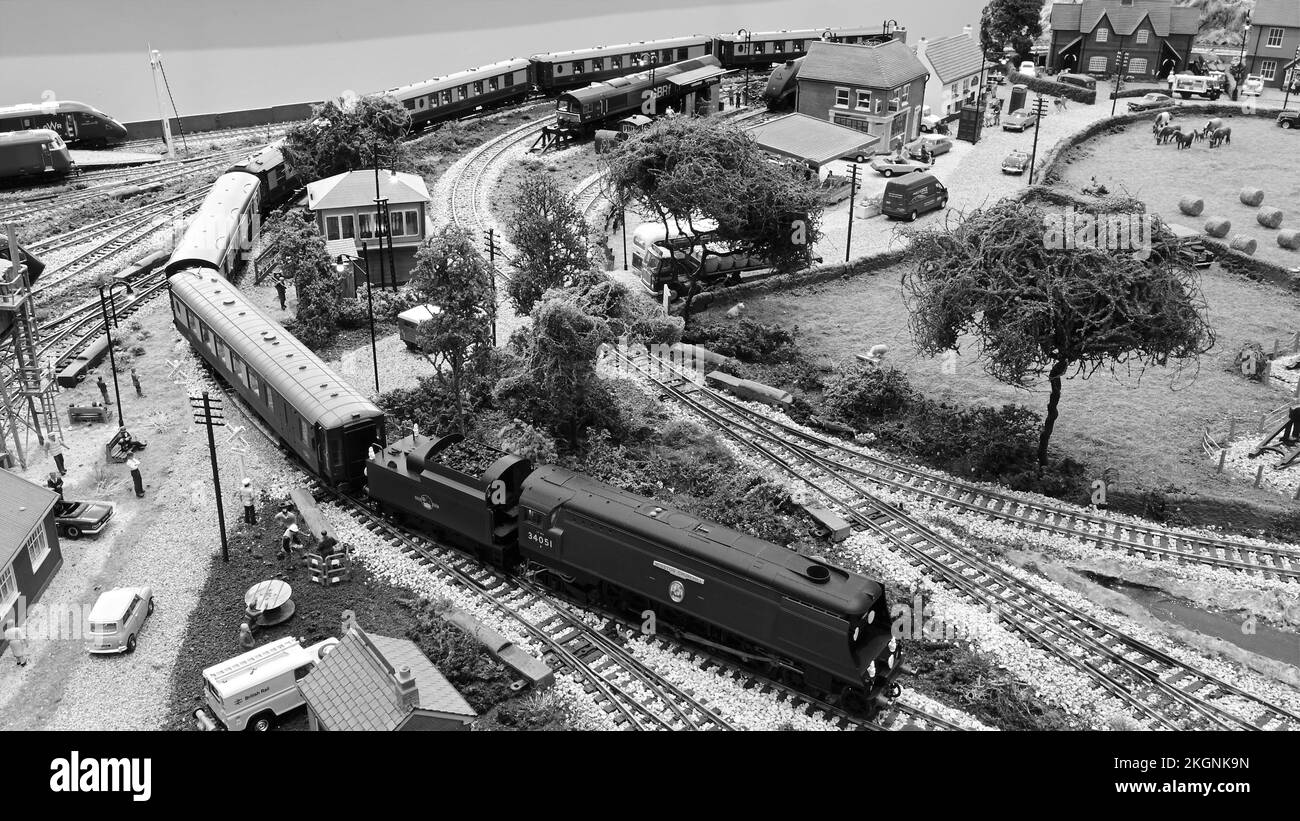 A model of Winston Churchills funeral train from January 30th 1965 ...