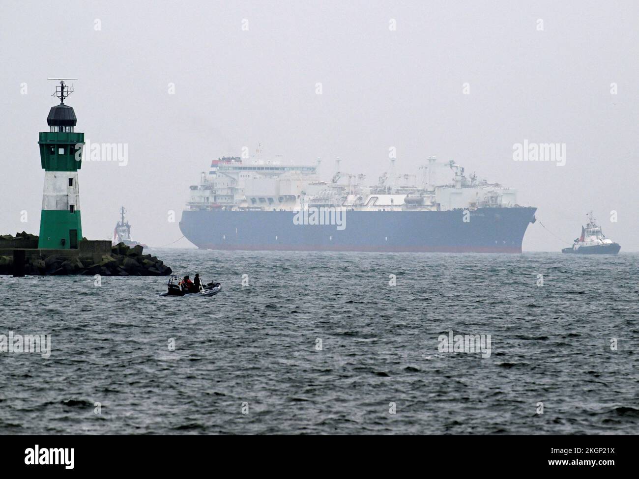 Floating storage and regasification unit hi-res stock photography and ...