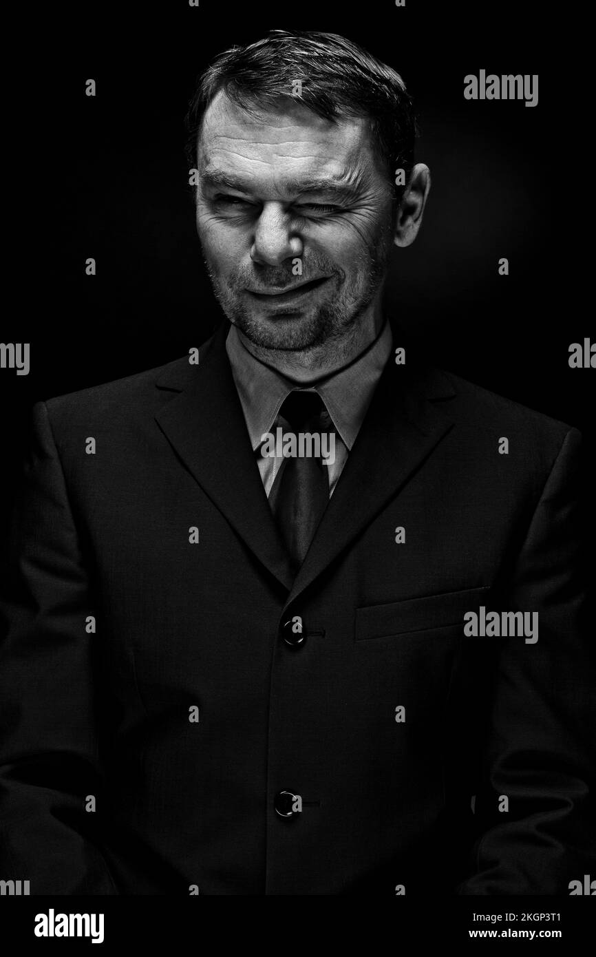 Man in suit close hi-res stock photography and images - Alamy