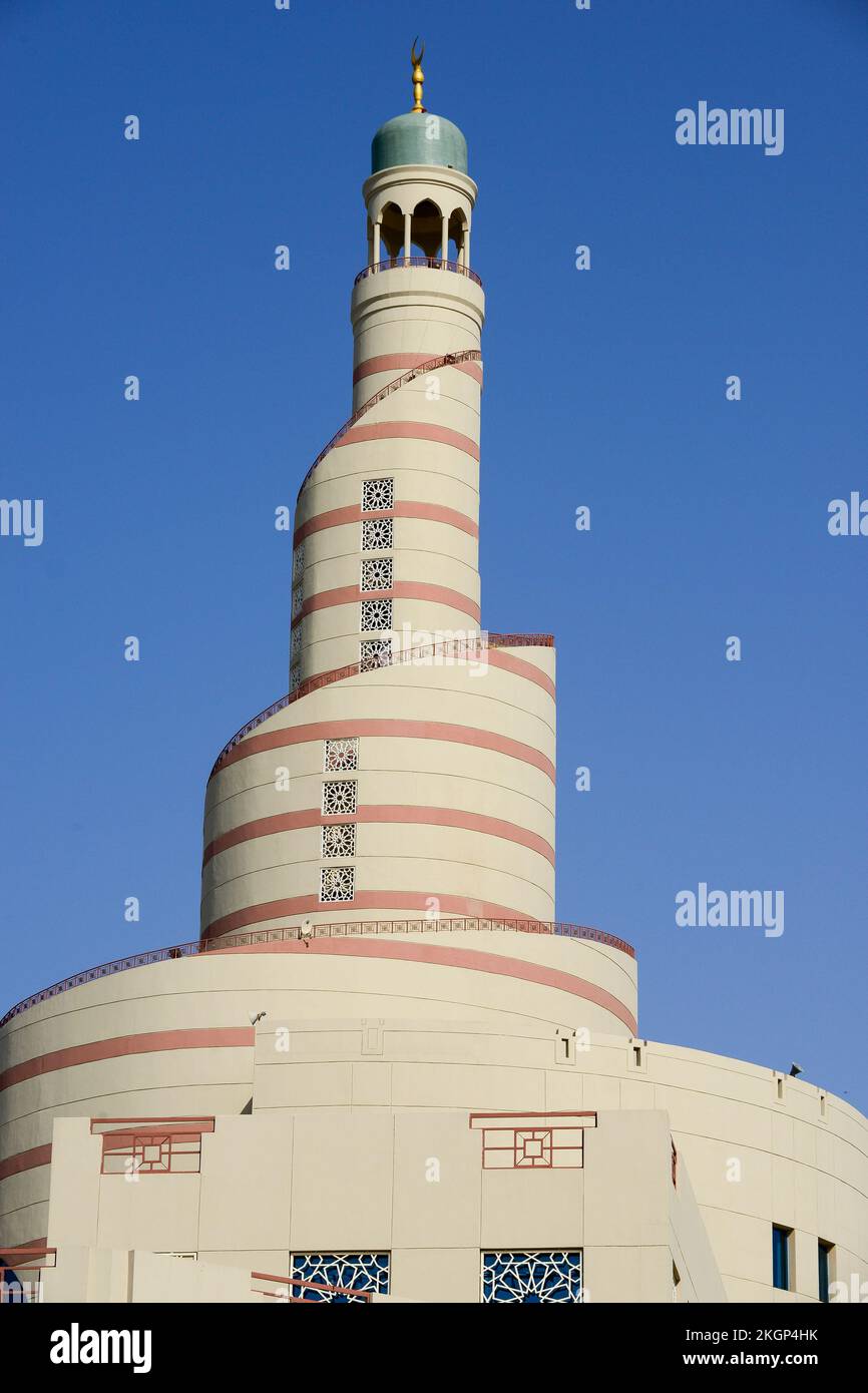 QATAR, Doha, spiral mosque, Fanar, Qatar Islamic Culture Center / KATAR ...