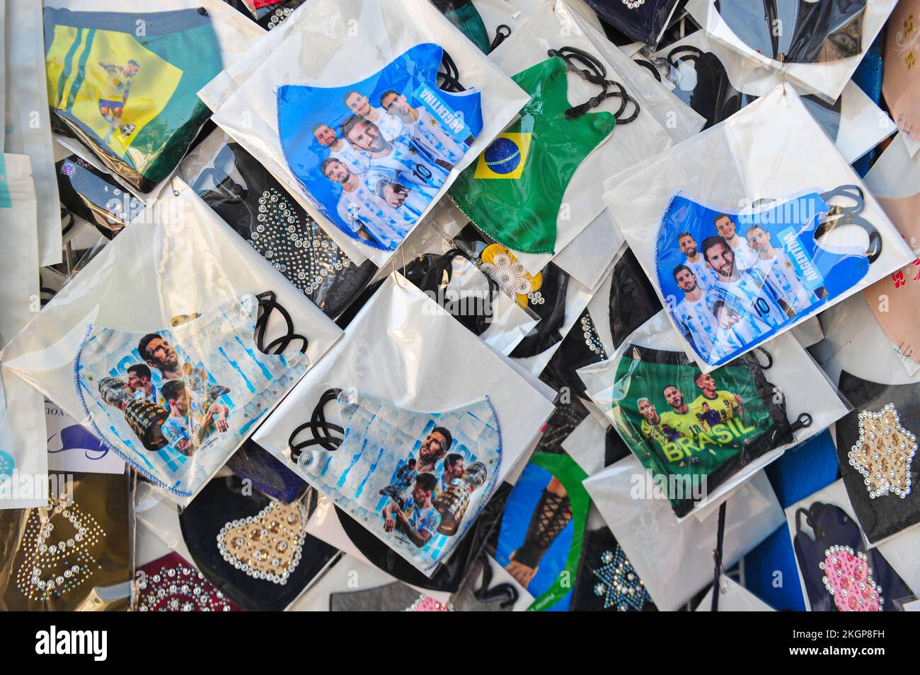 World cup qatar 2022 mask hi-res stock photography and images - Alamy