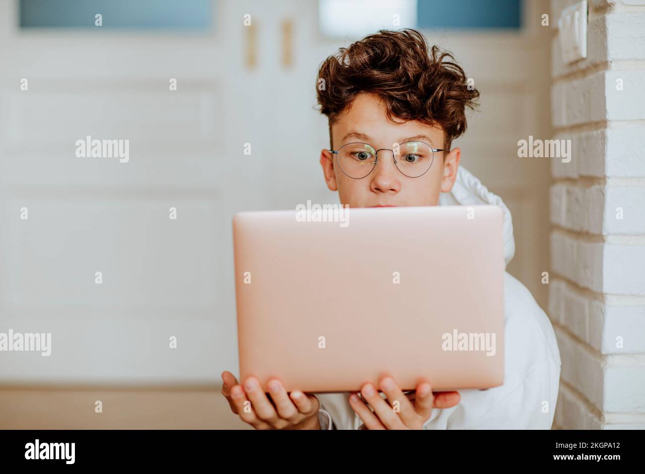 Child computer shocked hi-res stock photography and images - Alamy