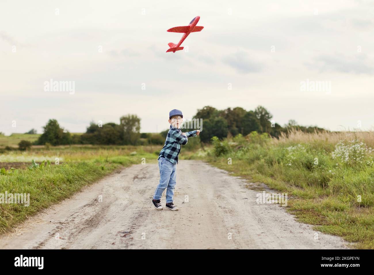 Airplane road hi-res stock photography and images - Alamy