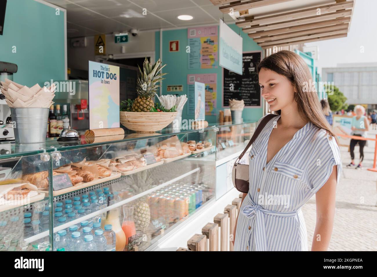 Happy display hi-res stock photography and images - Alamy