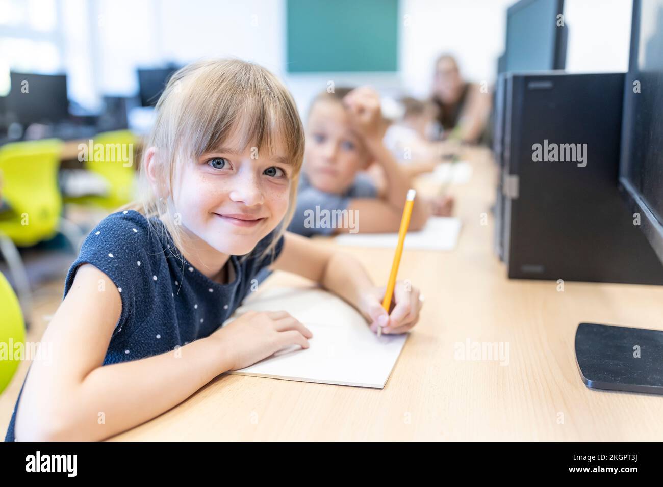 Children classroom pencil hi-res stock photography and images - Alamy