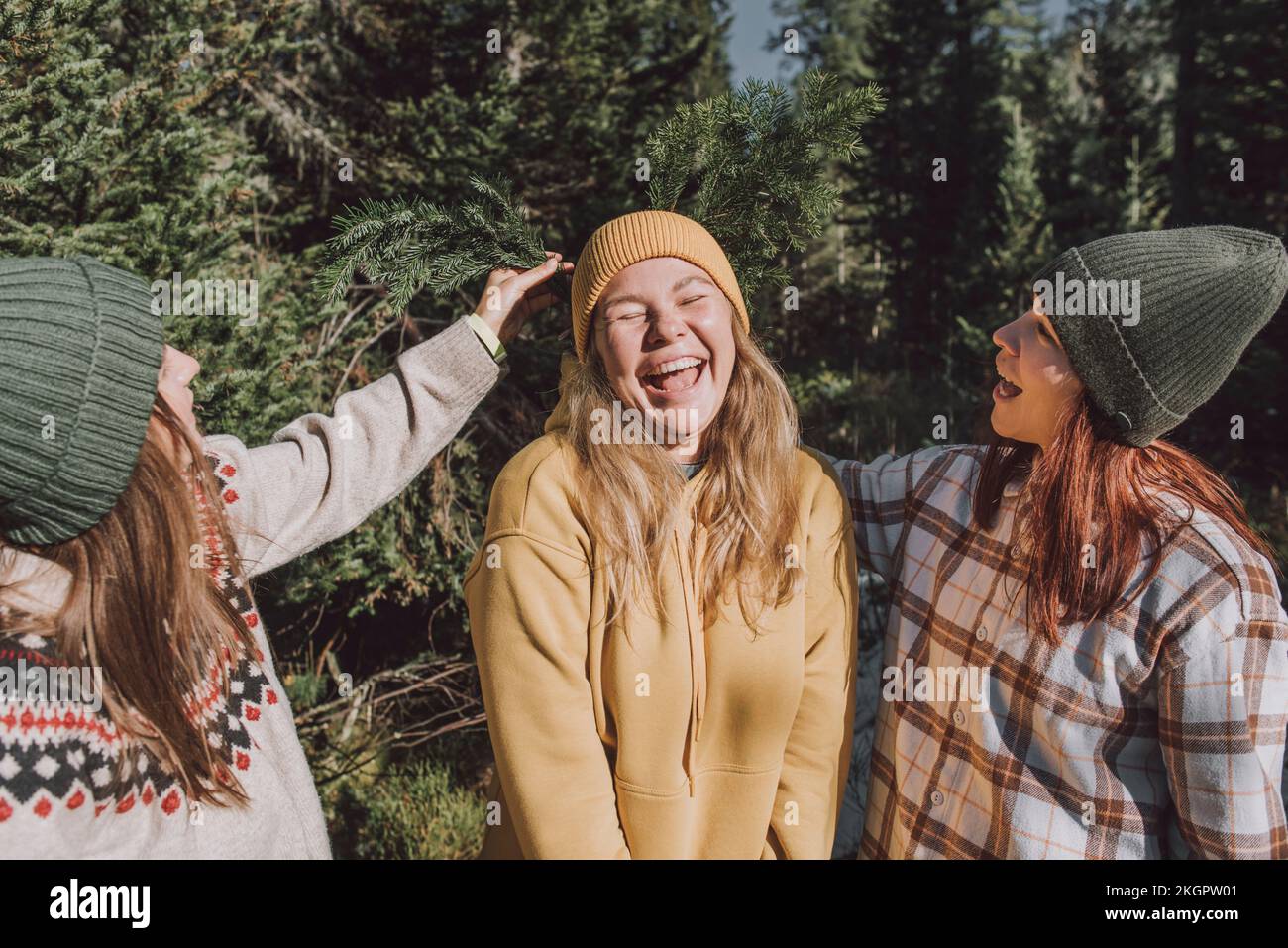 Happy tree friends hi-res stock photography and images - Alamy