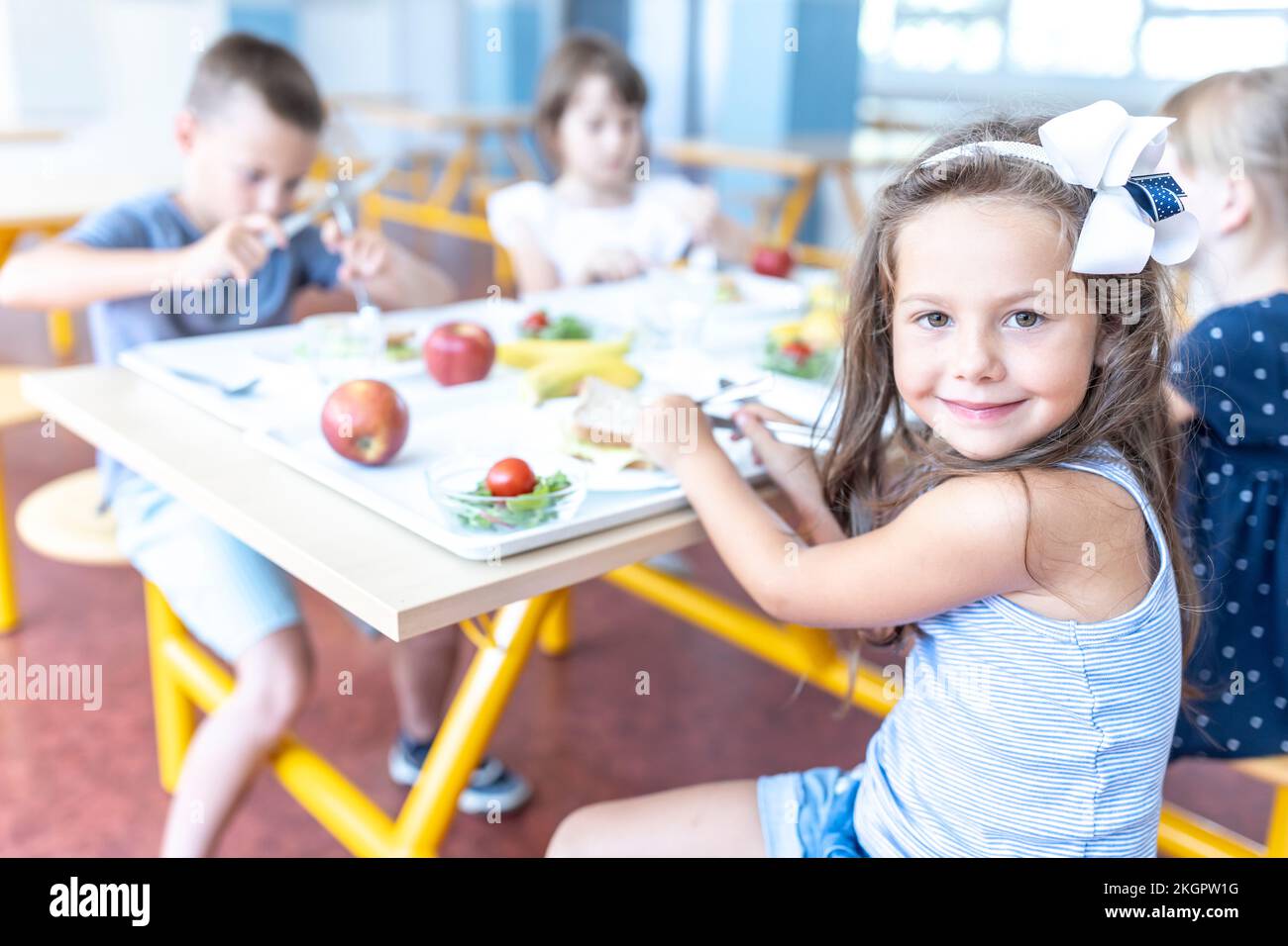 School lunch table hi-res stock photography and images - Alamy
