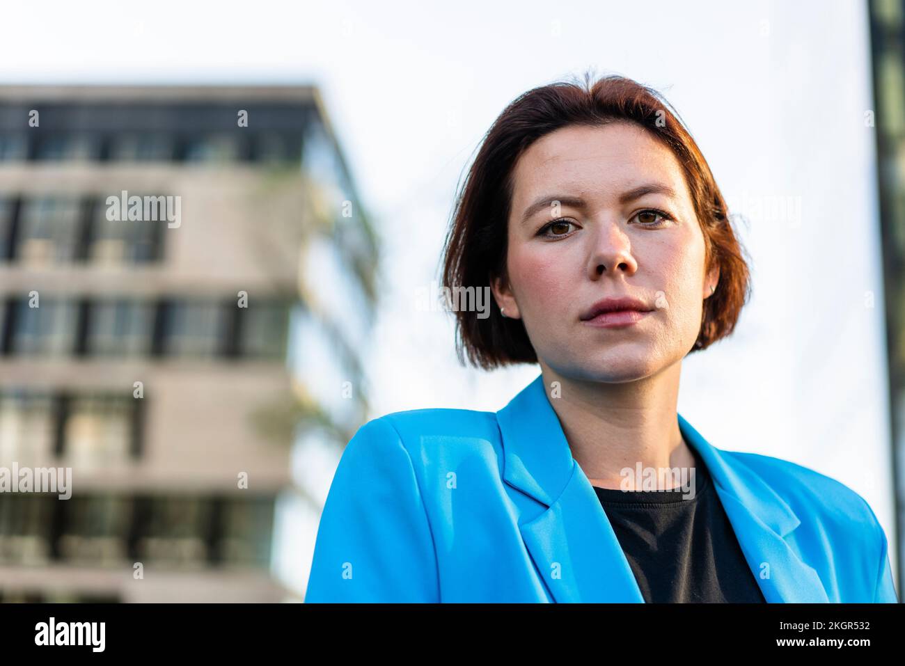 Blank expression hi-res stock photography and images - Alamy Blank expression hi-res stock photography and images - Alamy