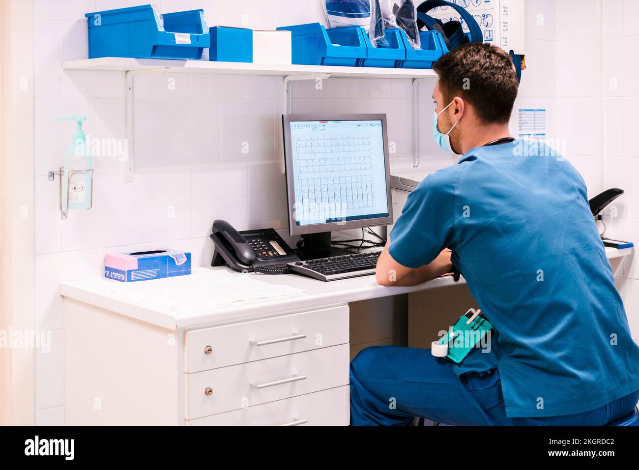 Doctor of computer science image hi-res stock photography and images ...