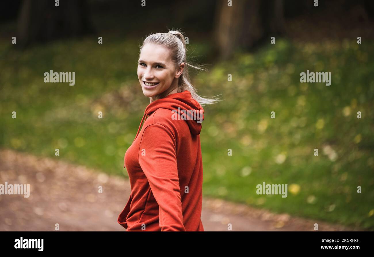 Shoulder sport hi-res stock photography and images - Alamy