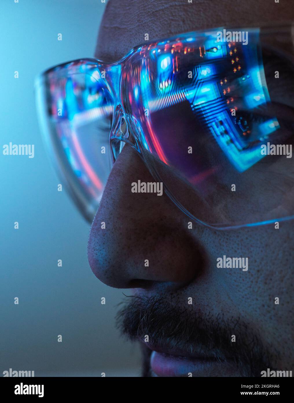 Reflection of circuit board on engineer's eyeglasses Stock Photo - Alamy
