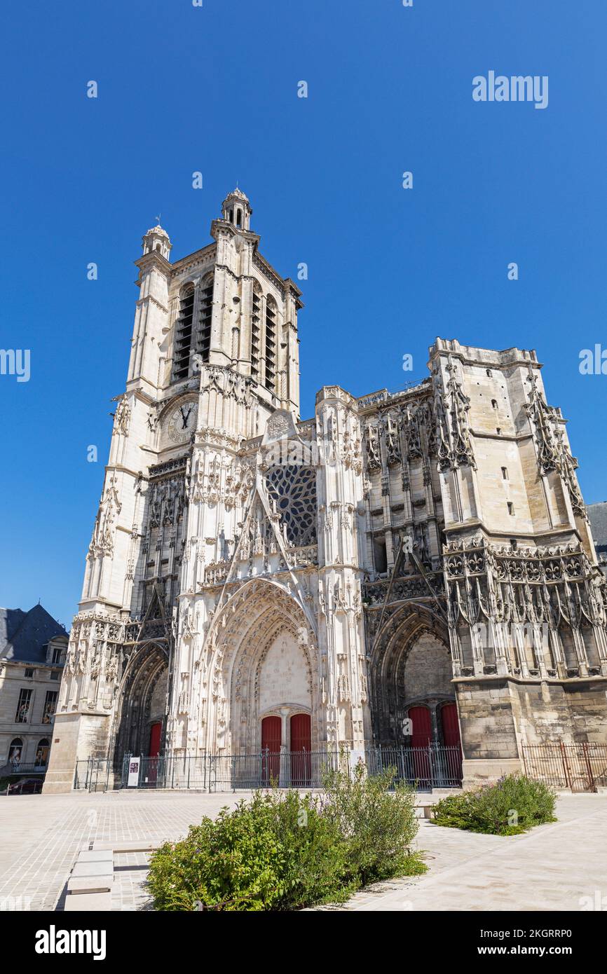 France, Grand Est, Troyes, Gothic facade of Troyes Cathedral Stock ...