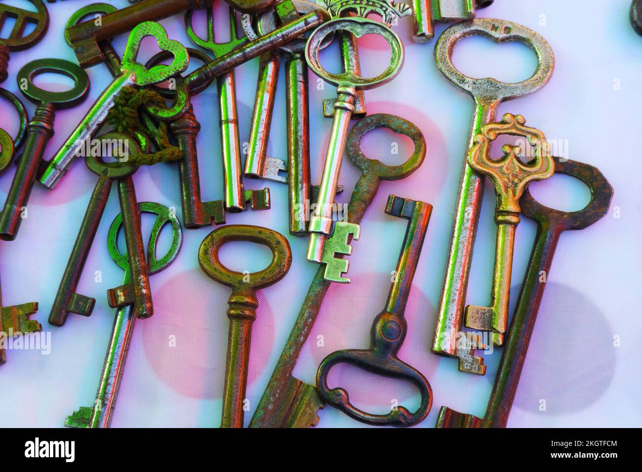 Ancient keys with white background Stock Photo - Alamy