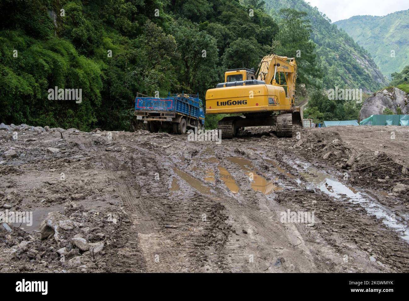 Nepali truck hi-res stock photography and images - Alamy