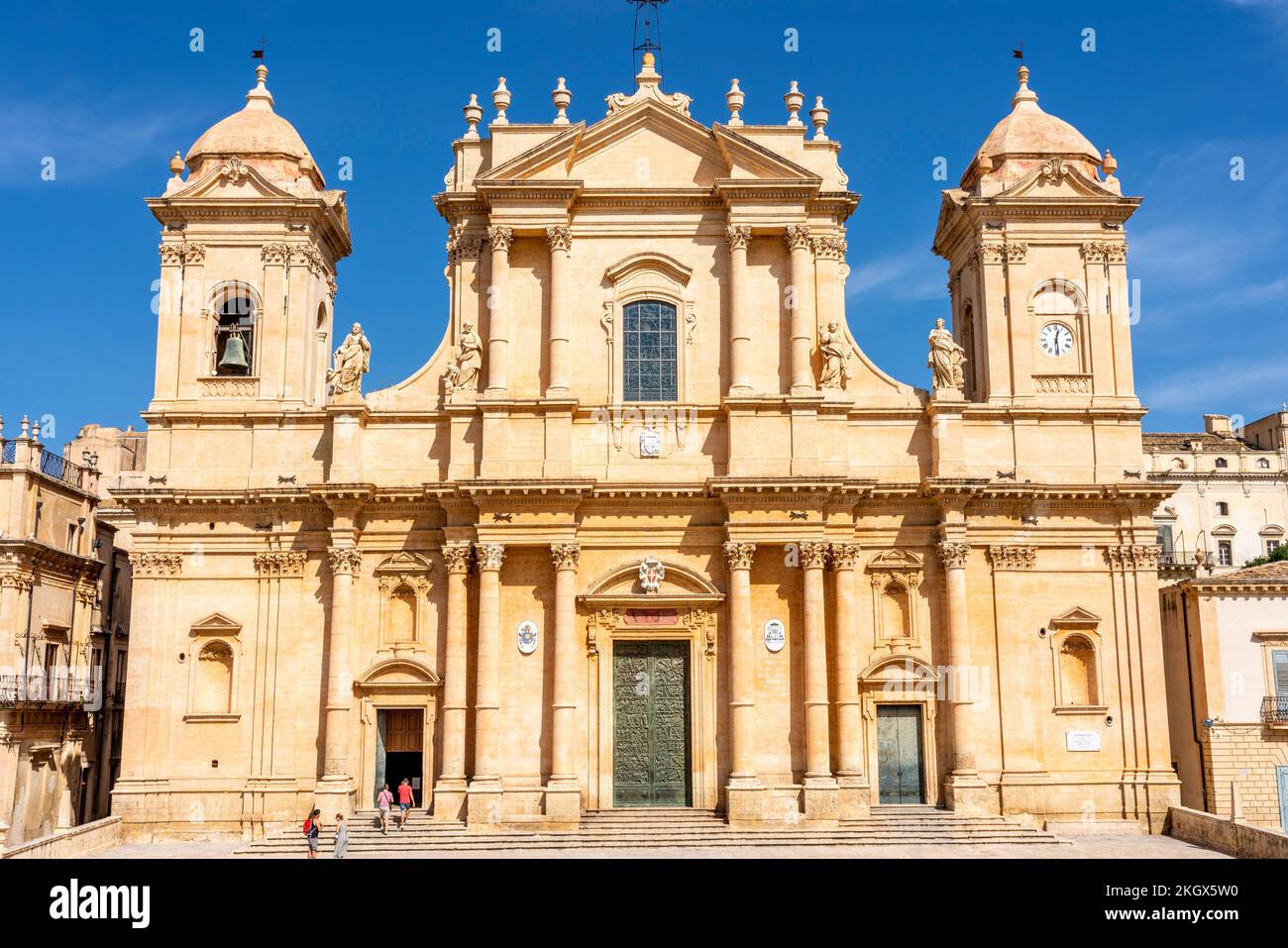 Noto Cathedral (Cattedrale di Noto), Sicily, Italy Stock Photo - Alamy