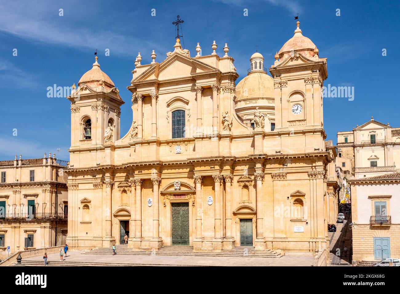 Noto Cathedral (Cattedrale di Noto), Sicily, Italy Stock Photo - Alamy